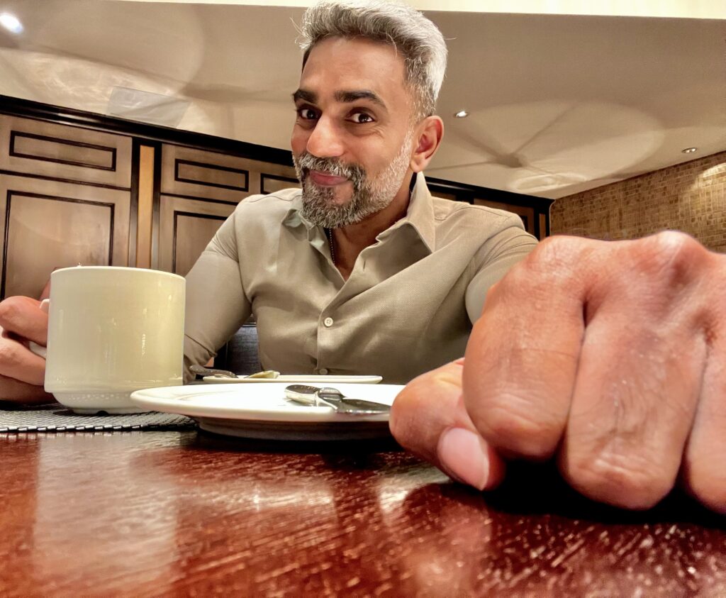 Founder’s Message – Clever Desk